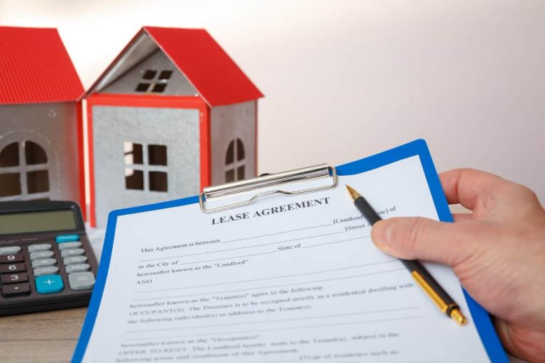 Lease vs Rent: Understanding the Differences & Similarities